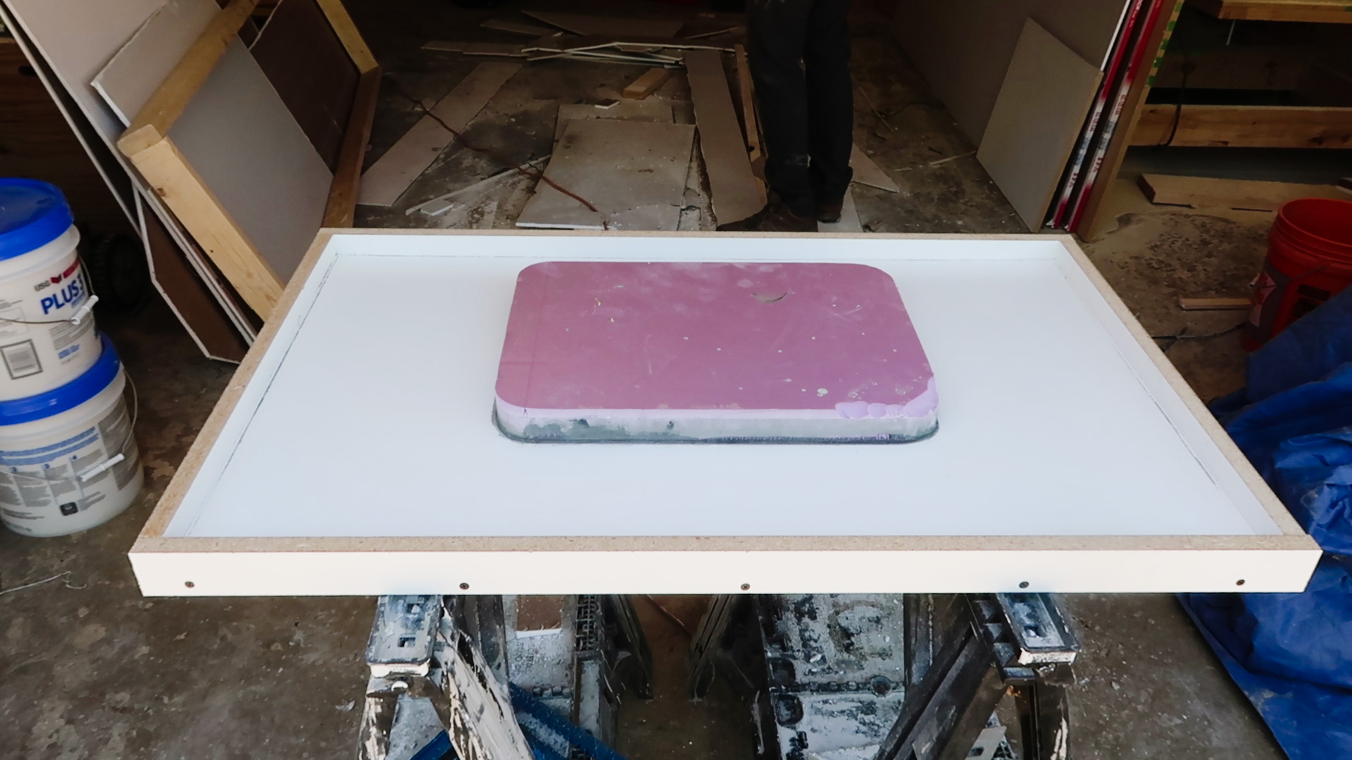 DIY Poured Concrete Countertops | Inexpensive & Easy - Oak Abode